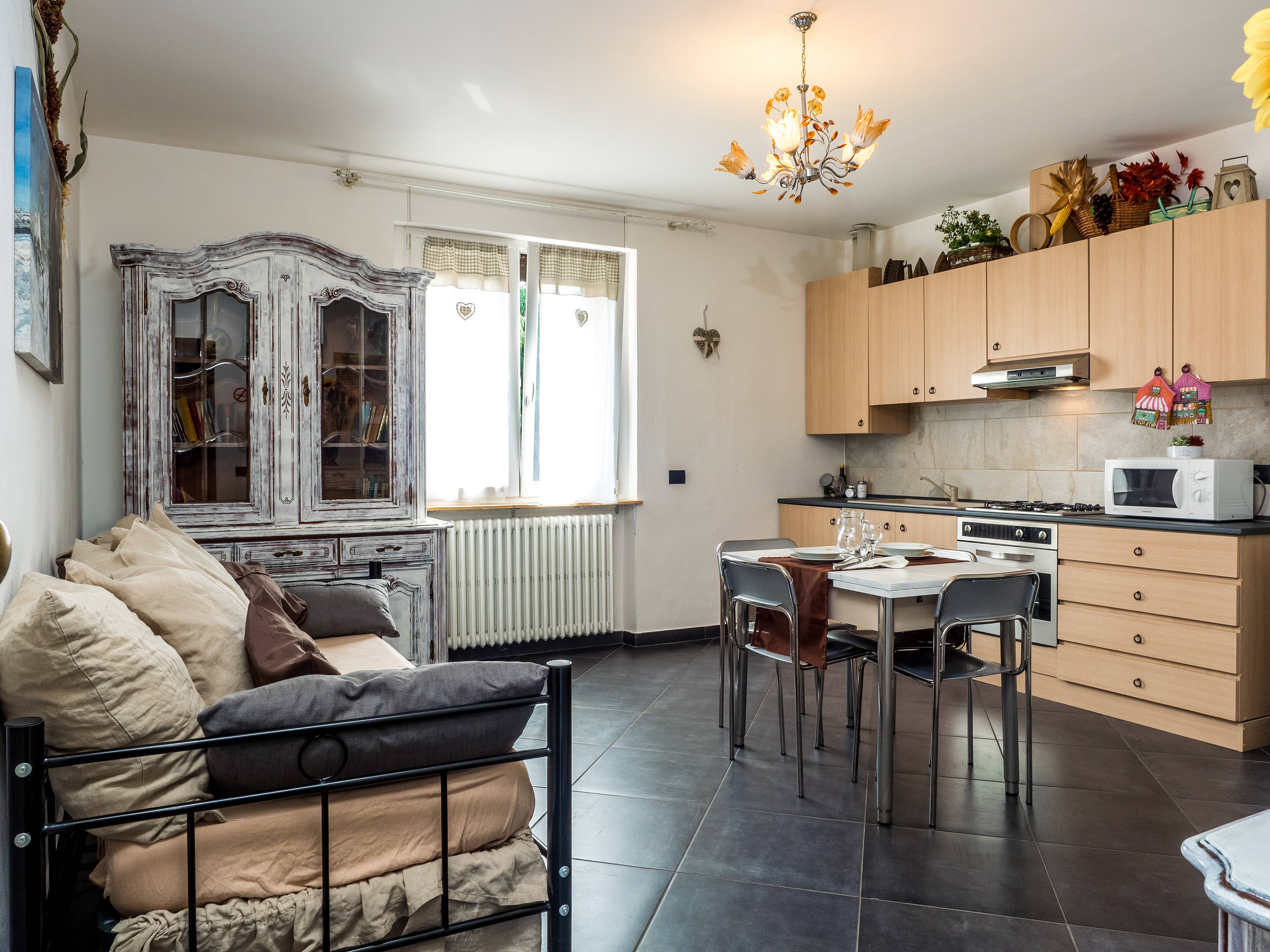 Ferienhauser, ferienwohnungen Cameri - Novara