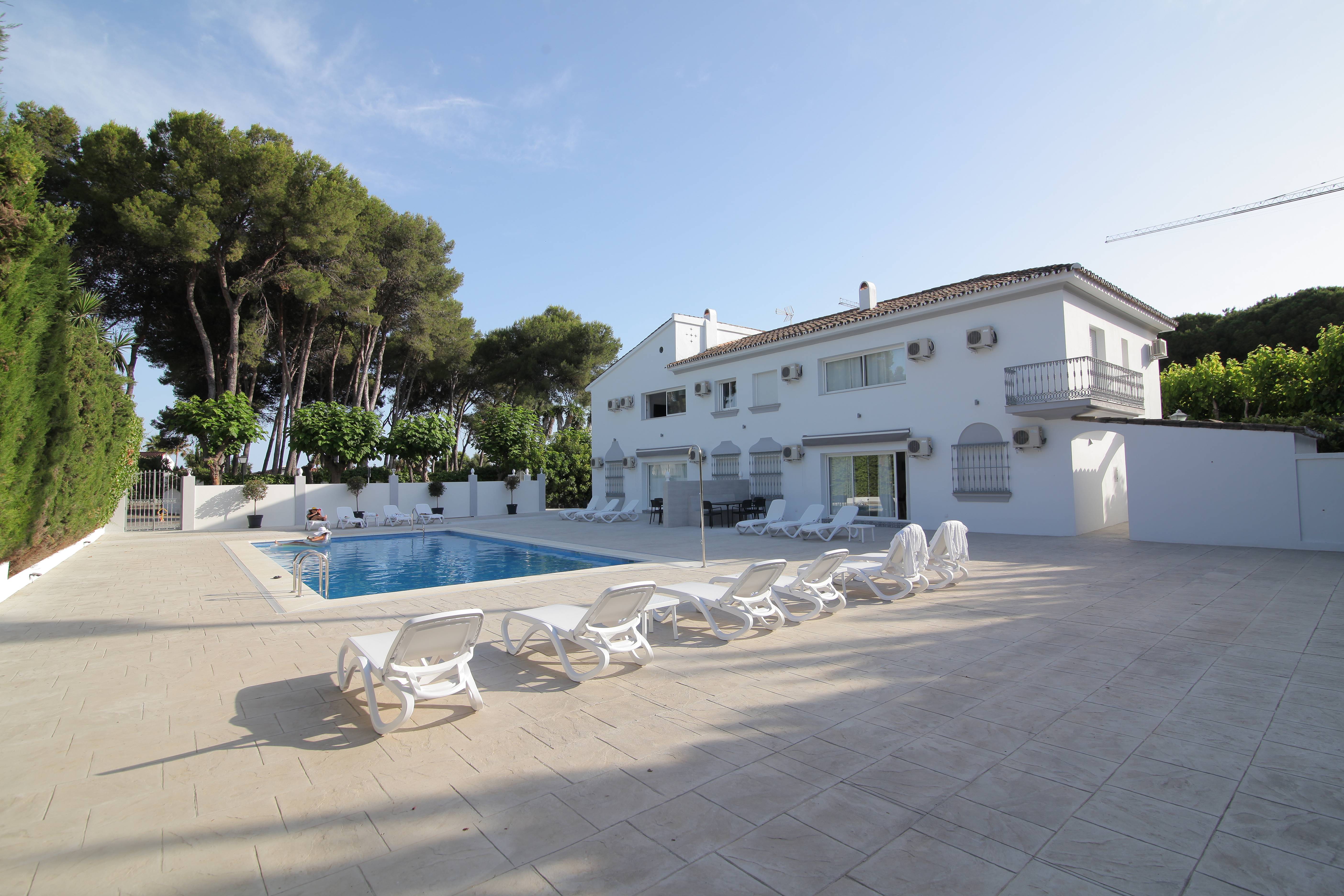 Alquiler apartamentos vacacionales en Saladillo-Benamara - Estepona y ...