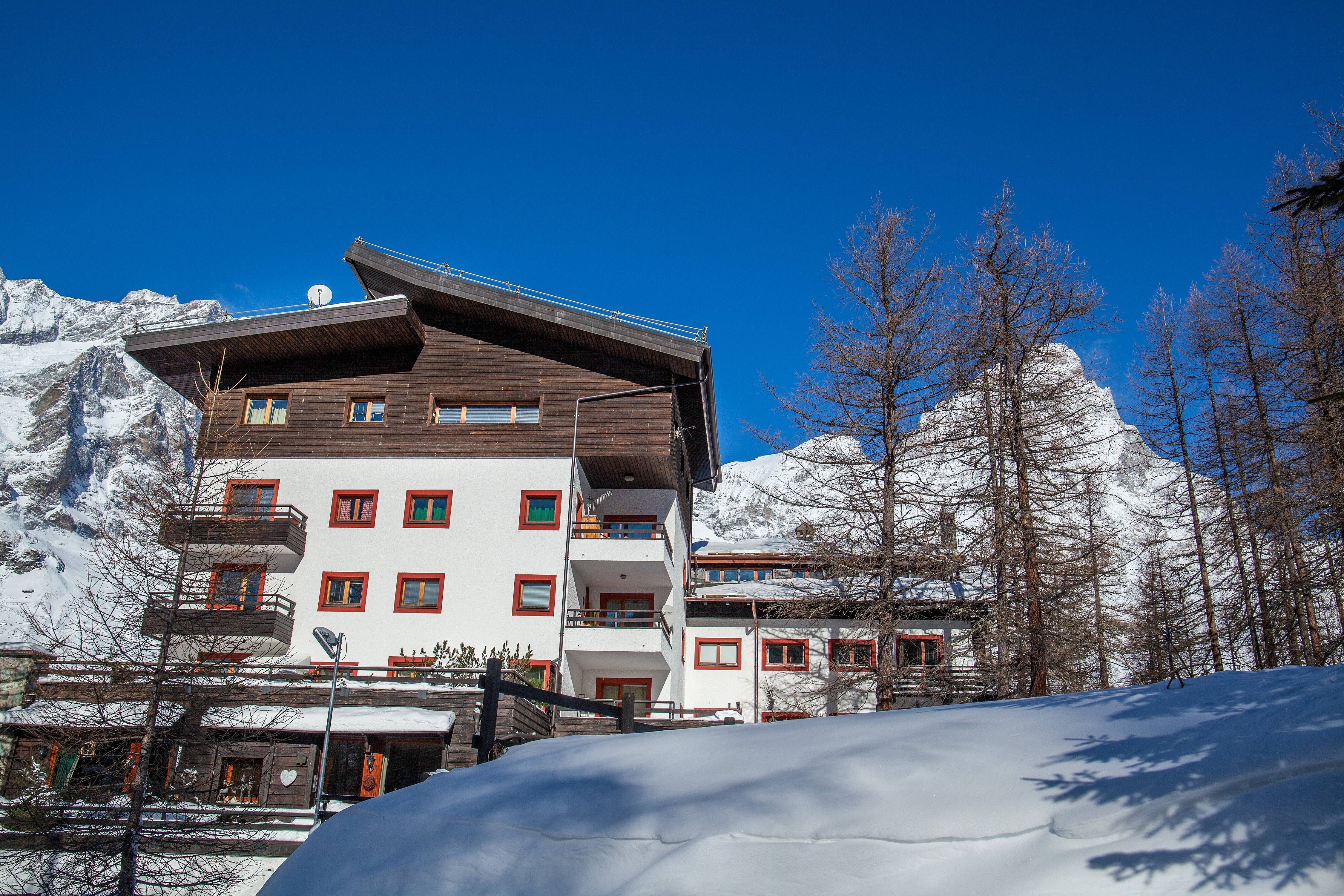 Holiday rentals Breuil-Cervinia - Valtournenche. Apartments, holiday ...