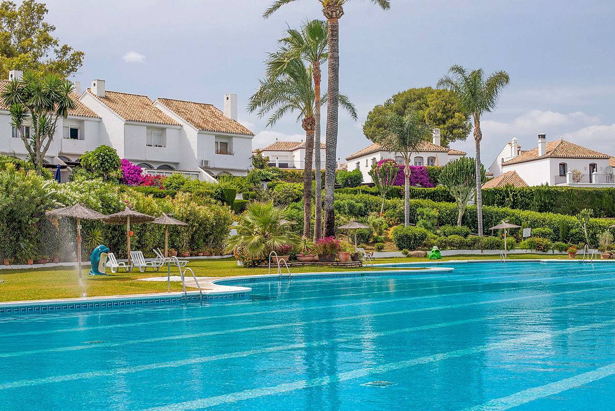 Holiday homes Saladillo-Benamara - Estepona Vacation rentals