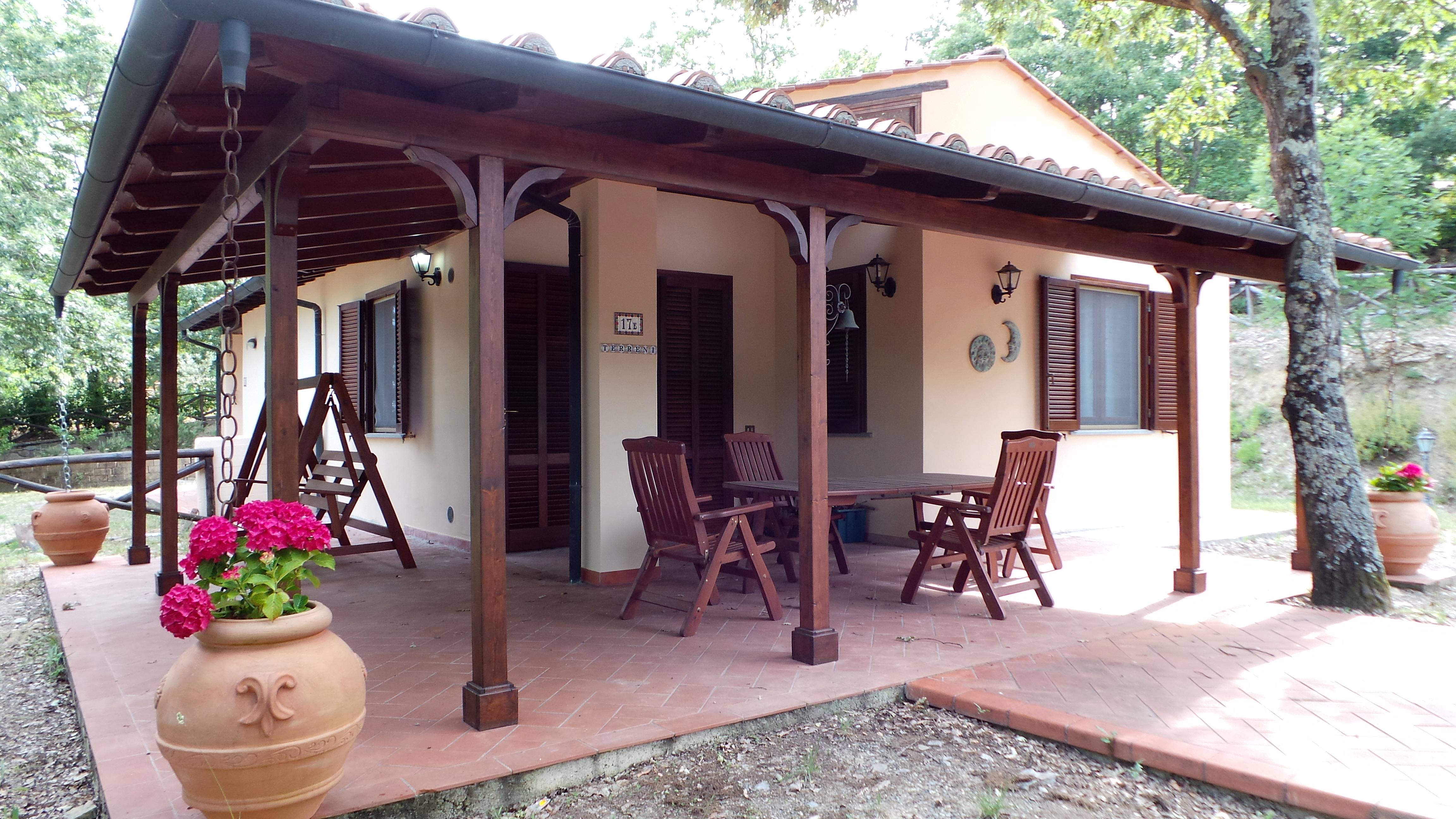 Holiday villas Cornia Valley