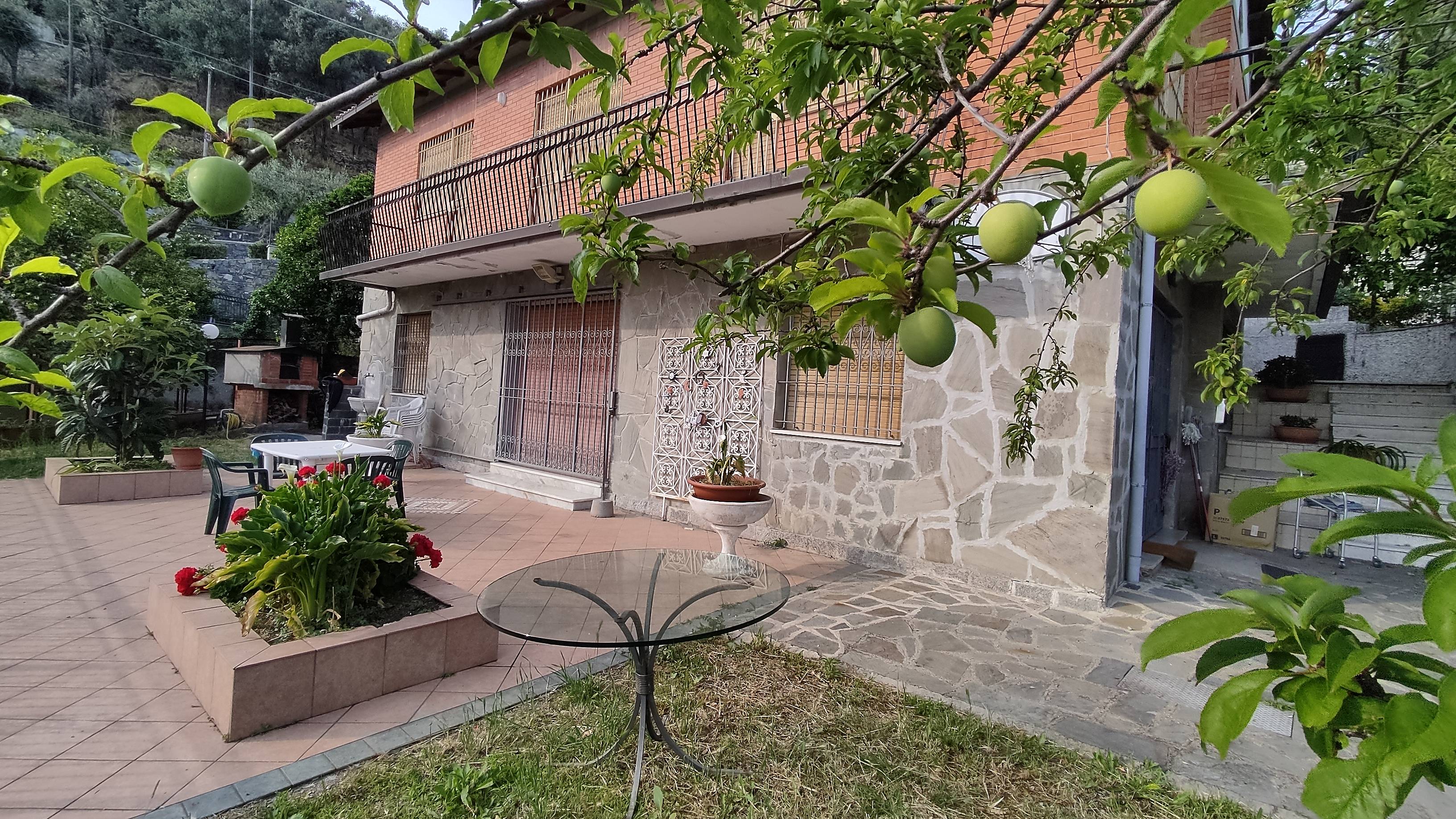 Affitti ville Favale di Malvaro - Genova