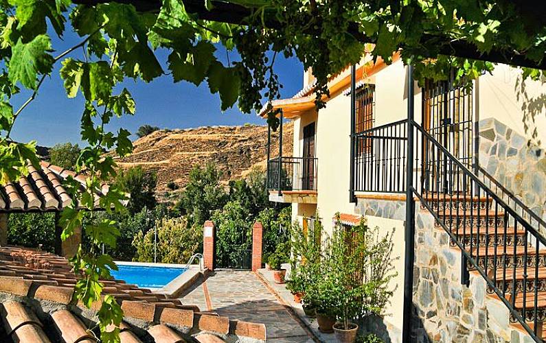 Casas rurales entre Granada y Sierra Nevada - Monachil (Granada) Parque ...